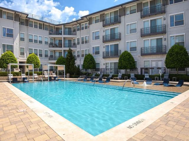 VV&M Apartments 2 Bedroom Apartment for Rent at 5225 Verde Valley Ln, Dallas, TX 75254