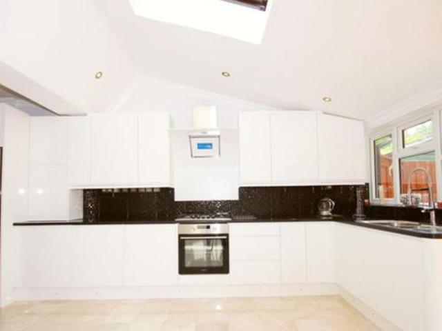 Vyner Road, London, 4 Bedroom Semi detached