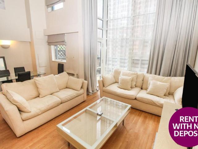 W3, 51 Whitworth Street West. 3 bed flat to rent £2,100 pcm £485 pw