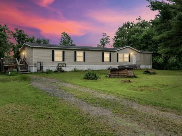 W10402 E 7th St, Brockway, WI 54615