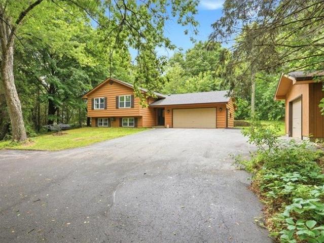W10417 County Road FF, River Falls, WI 54022