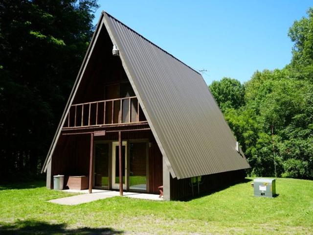 W10422 Sawyer Ave, Withee, WI 54498