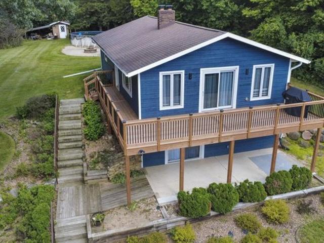 W10508 E Harmony Dr, Lodi, WI 53555