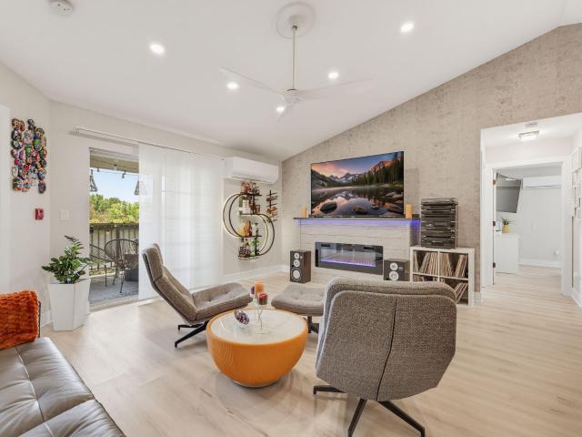 W1064 Marietta Ave, Unit #210