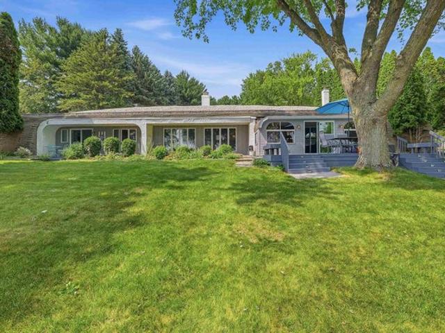 W10019 Spring Rd, Fox Lake, WI 53933