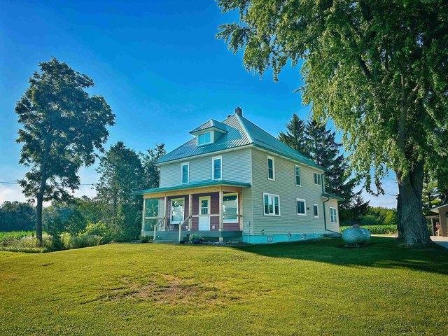 W10150 Church Rd, Waupun, WI 53963