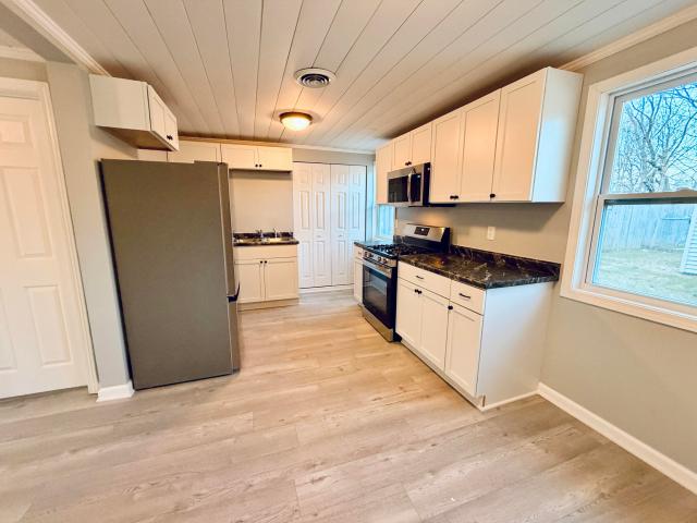 W1038 Geranium Rd