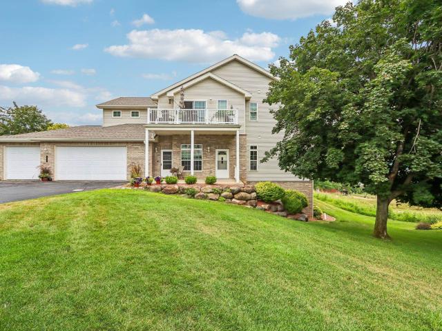 W11548 Island View Court