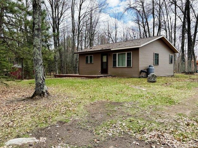 W11565 Archer Ln, Stephenson, WI 54114