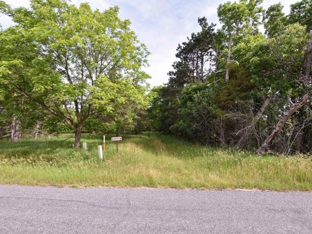 W11008 Brown Deer Rd, Hancock, WI 54943