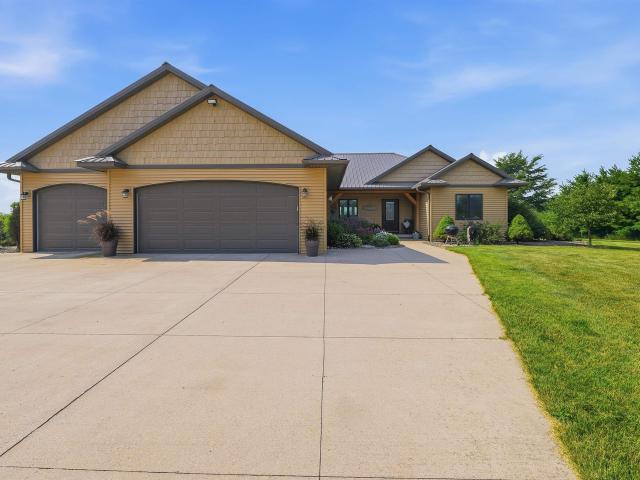 W11020 CENTER Road