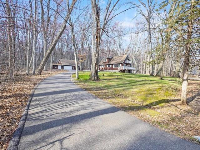 W11056 Lakeview Dr, Merrimac, WI 53561