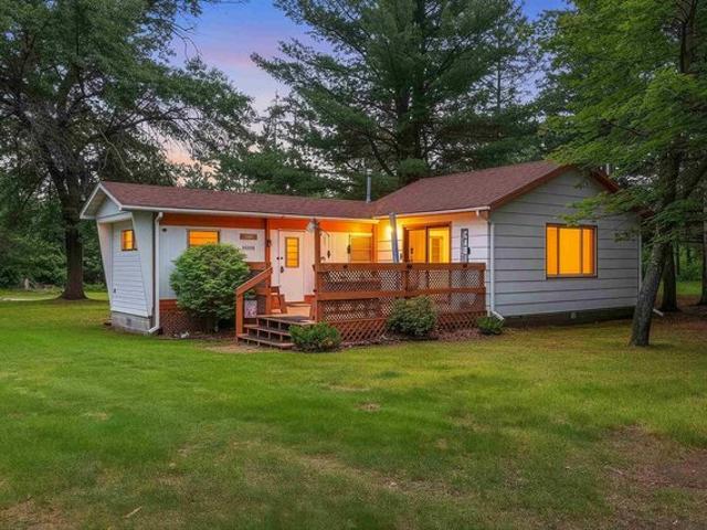 W12906 Valary Ln, Athelstane, WI 54104