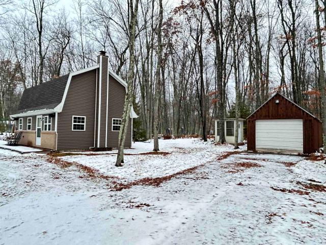 W12330 E Bedora Ct, Stephenson, WI 54114 | MLS #50317 | Compass
