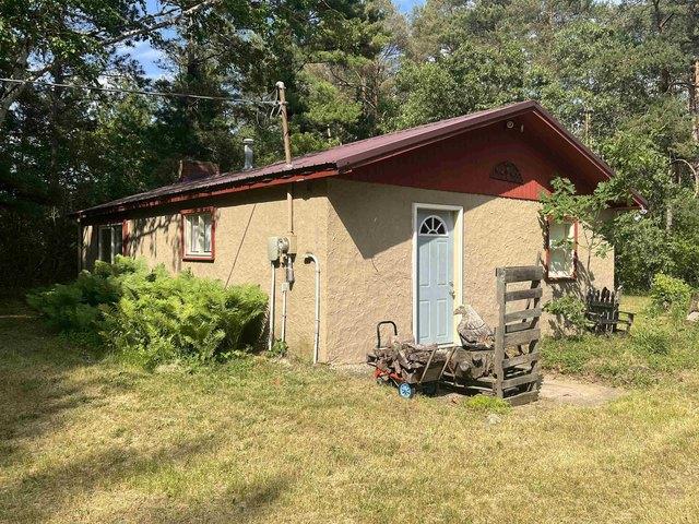 W13461 Cypress Ave, Coloma, WI 54930