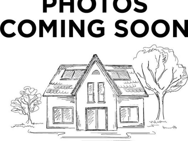 W133S6873 Bristlecone Ct, Muskego, WI 53150