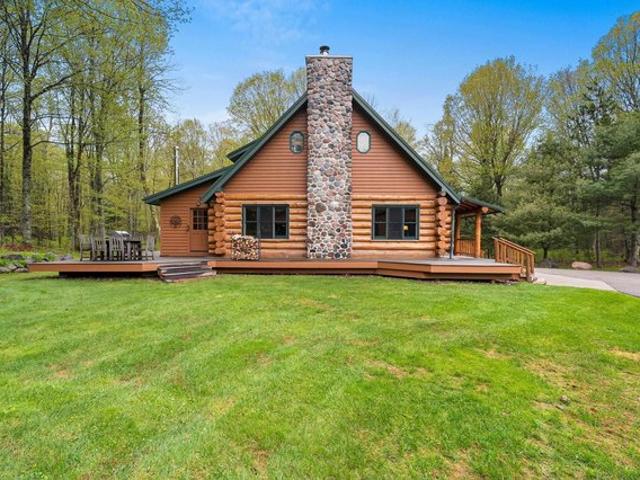 W14985 Kimball Ln, Athelstane, WI 54104