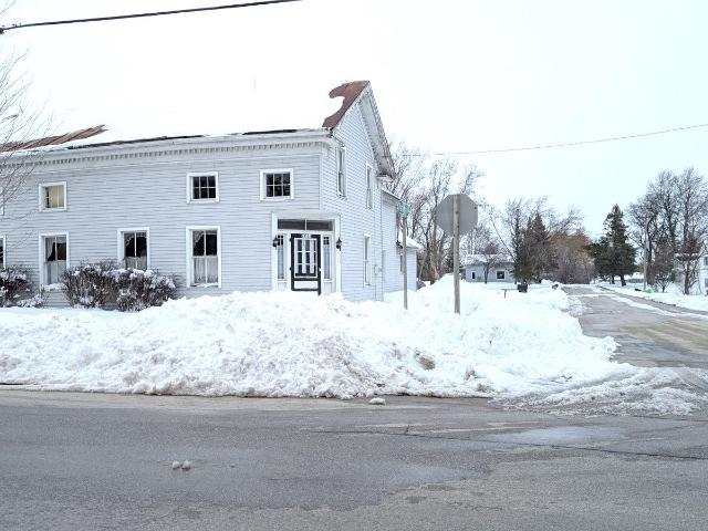 W1580 US HWY 151