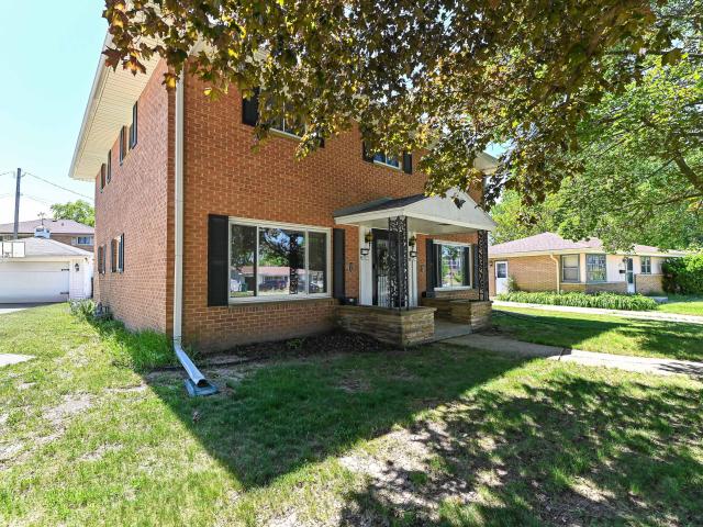 W158N8971 Charles Dr, Unit 8973