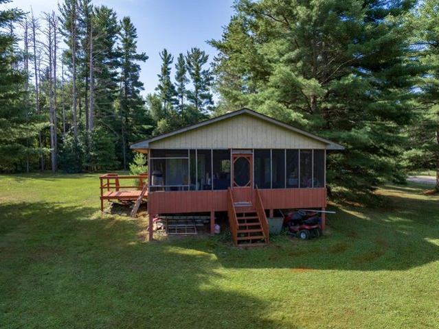 W1514 Trout Rd, Wisconsin Dells, WI 53965