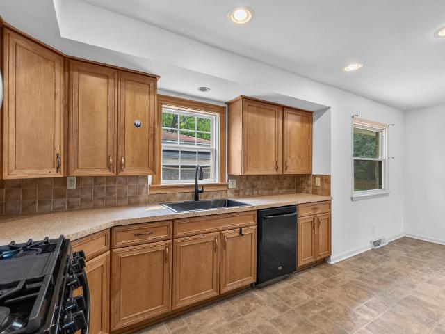 W151S7662 Mystic Dr