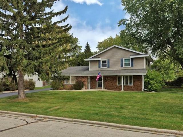 W153N11514 Potomac Cir, Germantown, WI 53022