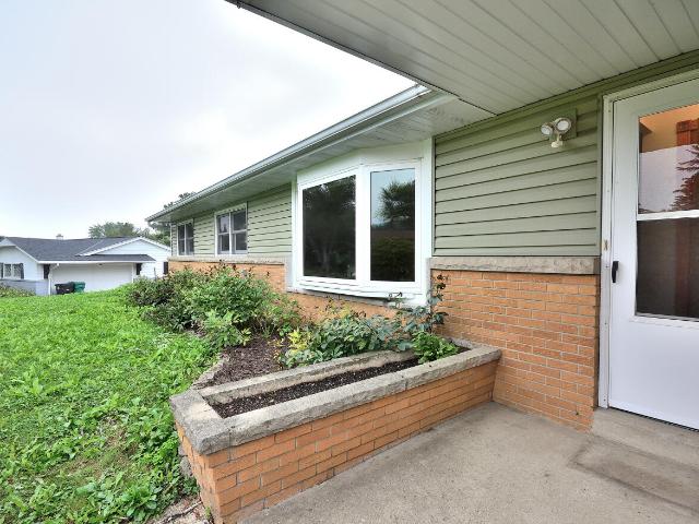 W164N5080 Lone Oak Ln