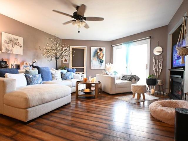 W169N11588 Biscayne Dr Unit 14, Germantown, WI 53022