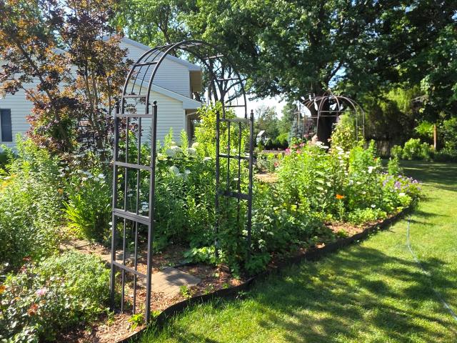 W174N7505 Joanne Dr