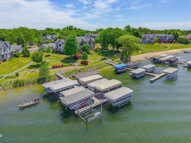 W177S7495 Harbor Cir