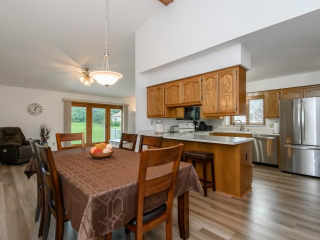 W178N9858 Riversbend E Cir, Unit D 95