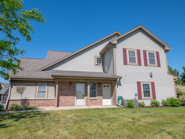 W170N5526 Ridgewood Dr