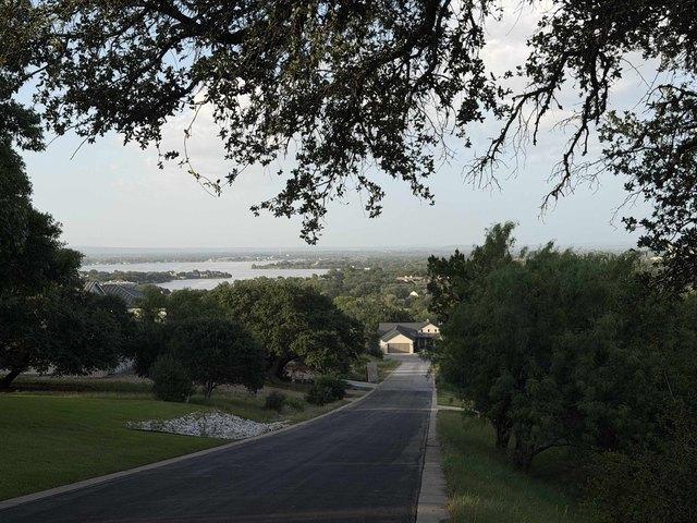 W18059 Spider Vly, Horseshoe Bay, TX 78657