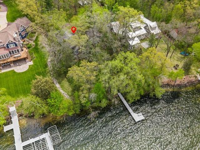 W1834 Sandstone Ave, Green Lake, WI 54941