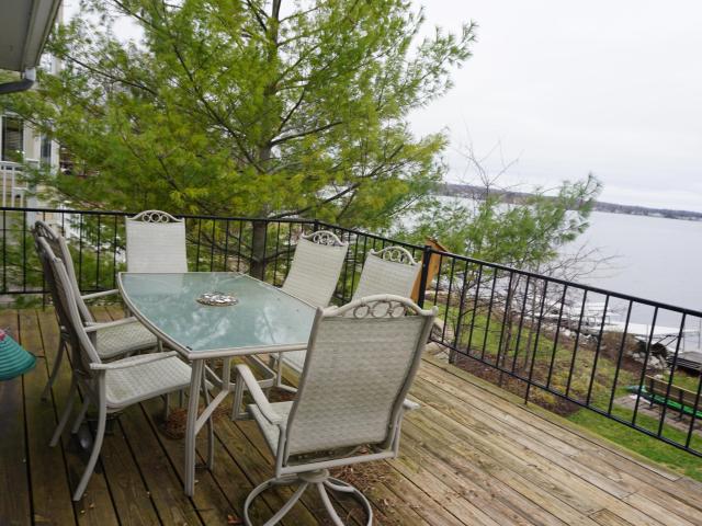 W183S7682 Kingston Dr