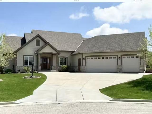 w195N5748 ALDER CT, MENOMONEE FALLS, WI 53051 Single Family Re.