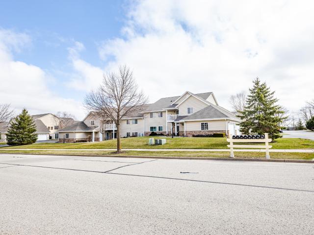 W197N17110 Stonewall Dr, Jackson, WI 53037 | MLS #1956 | Compass