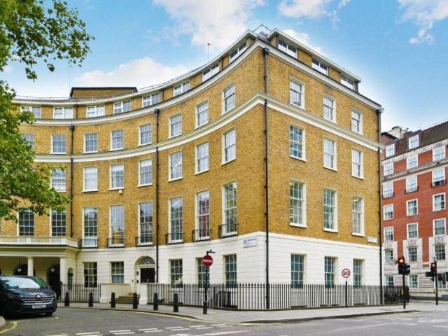 W1H 2 bed flat to rent £3,142 pcm £725 pw
