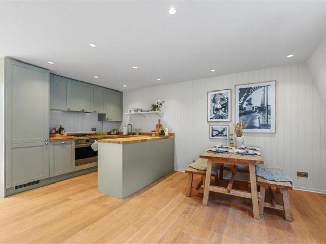 W1U 2 bed flat to rent £8,645 pcm £1,995 pw