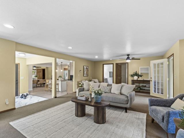 W207S8286 Hillendale Dr