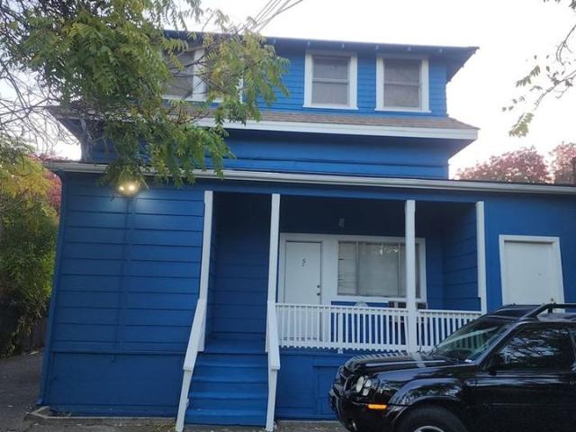 W215SS 2 Bedroom Apartment for Rent at 215 Semple St, Modesto, CA 95354