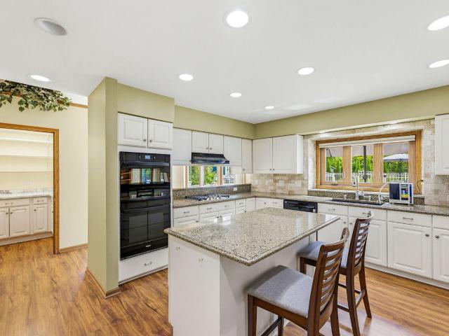 W220N11412 Amy Belle Rd