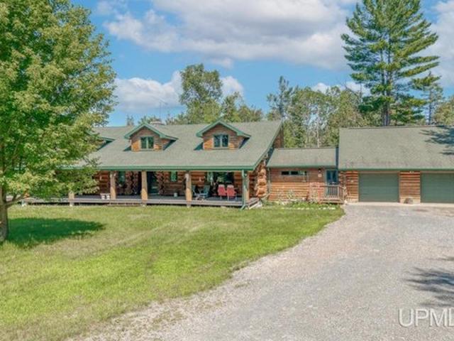 W2220 US Highway 2, Vulcan, MI 49892