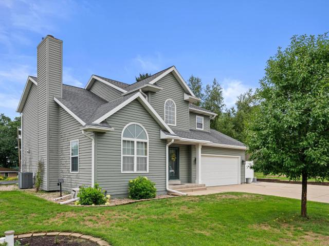 W2224 Oak Ridge Ave