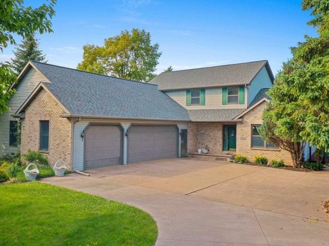 W2342 Valleywood Ln, Appleton, WI 54915