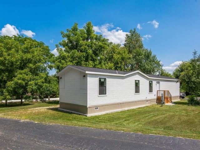 W2354 State Road 23 Trlr 406, Green Lake, WI 54941