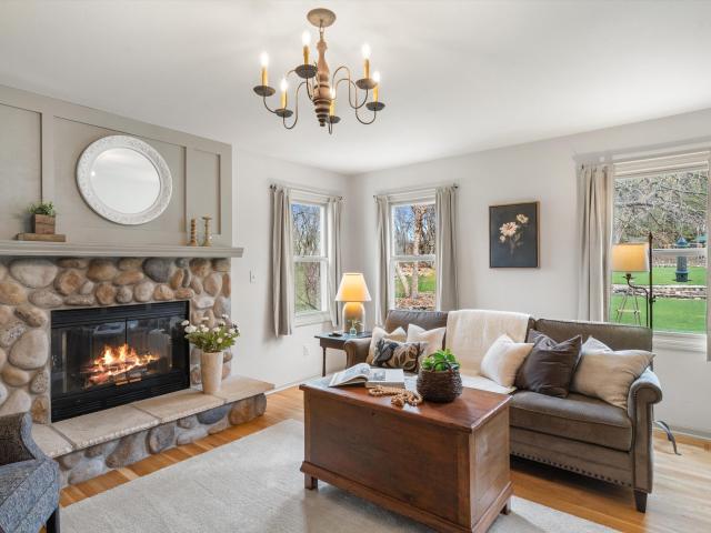 W254S7310 Glenview Dr