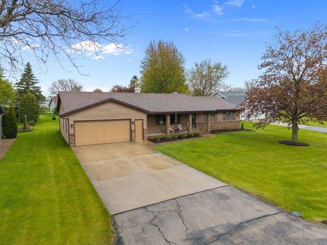 W2572 Colonial Ct, Appleton, WI 54915