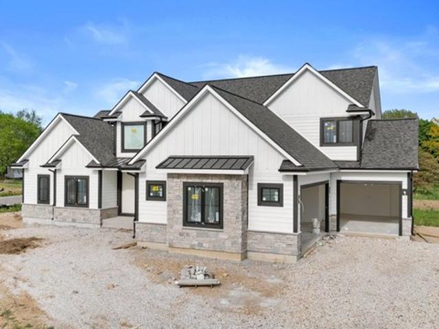 W257N5916 Autumn Way, Lisbon, WI 53089