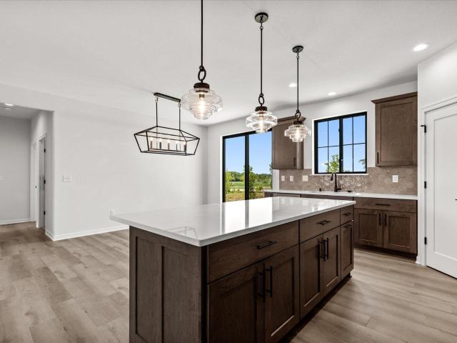 W251N2437 Valleyview Cir